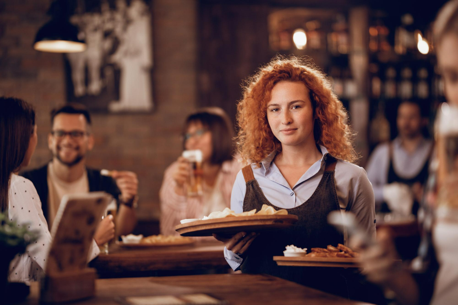 10 ways to reduce your restaurant staff burnout | Grafterr